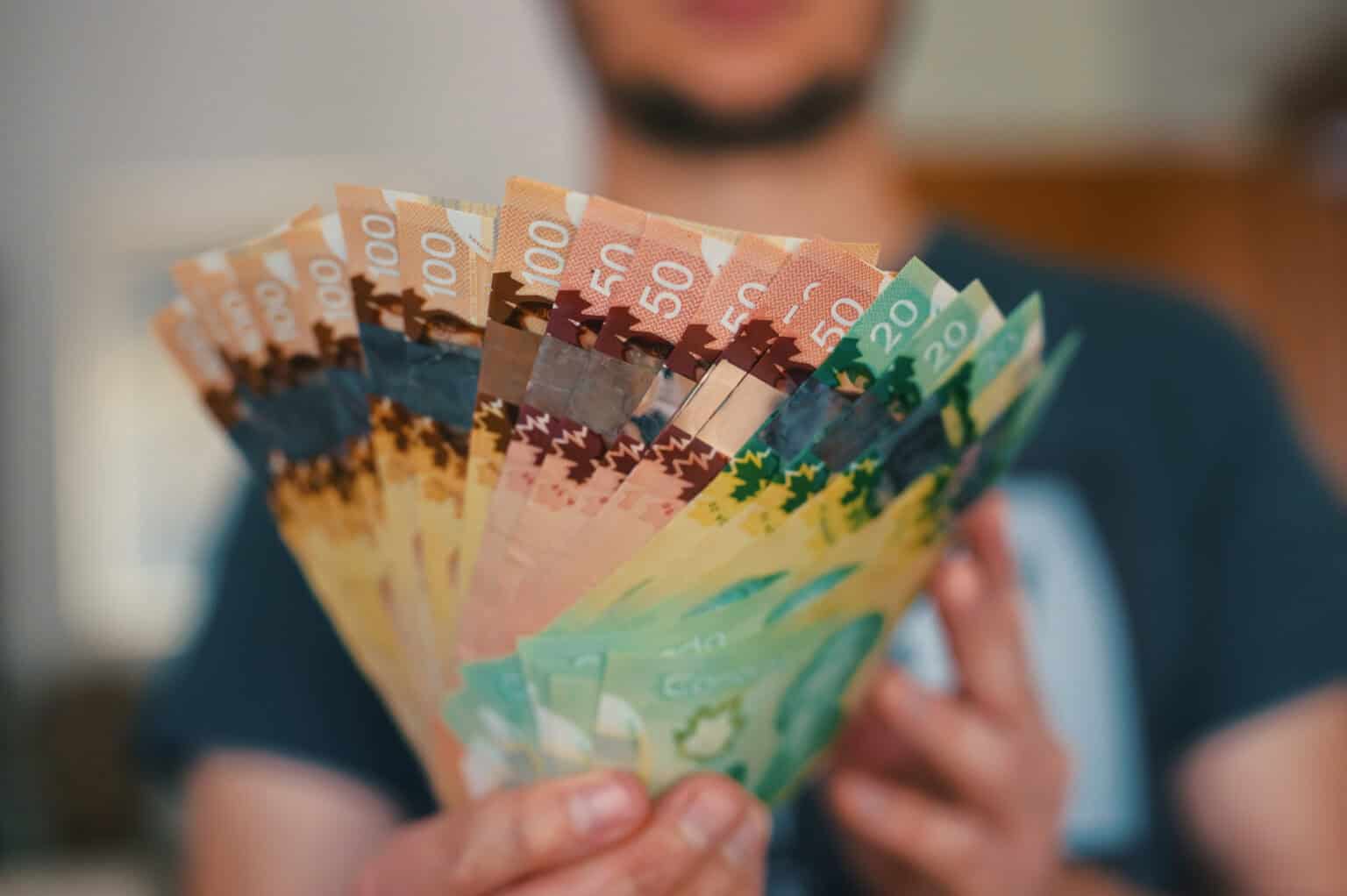 Get Paid Every Month With These 2 Top TSX Dividend Stocks | The Motley ...