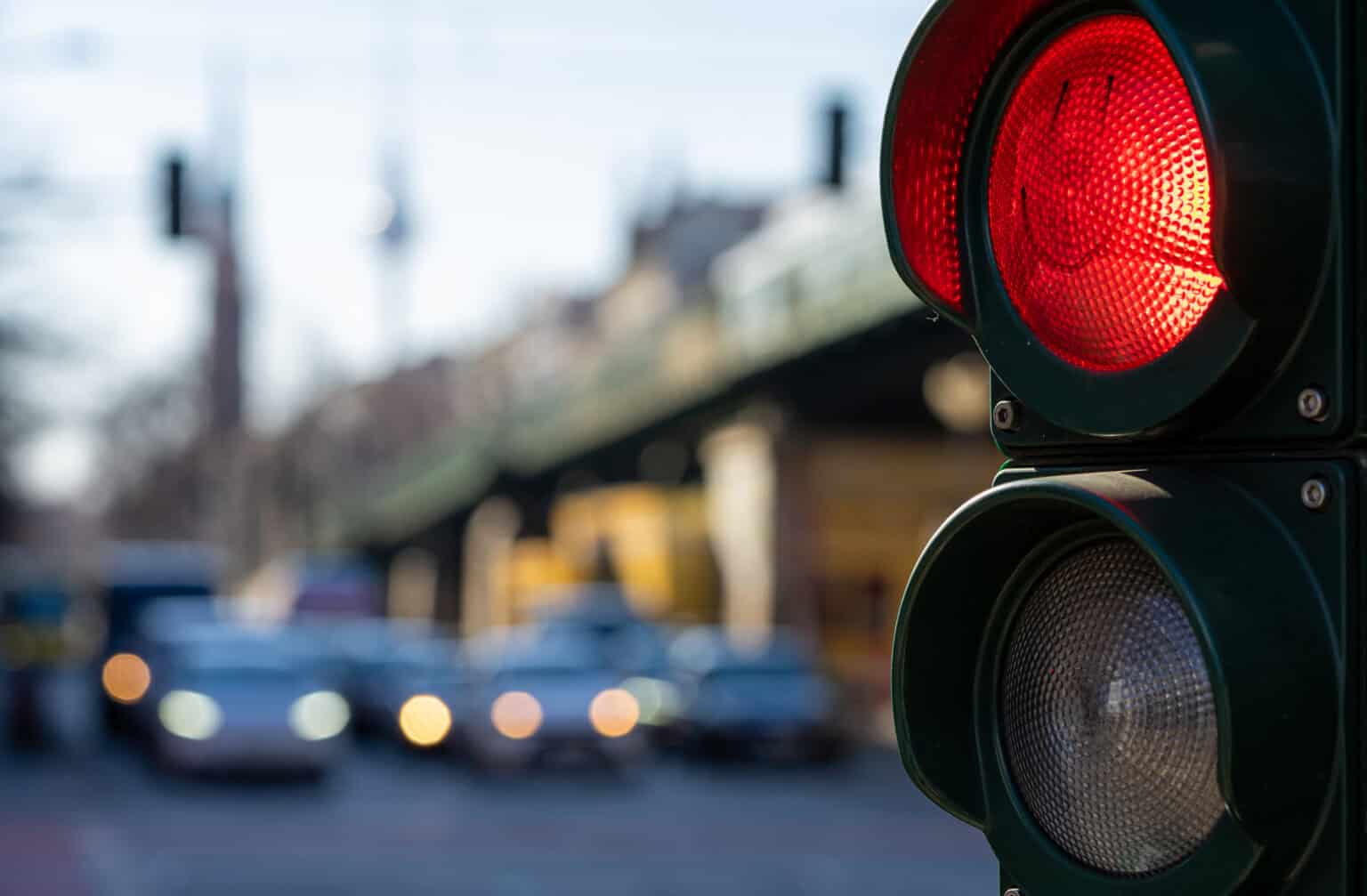 The Red Flags the CRA Is Watching for Every TFSA Holder | The Motley ...