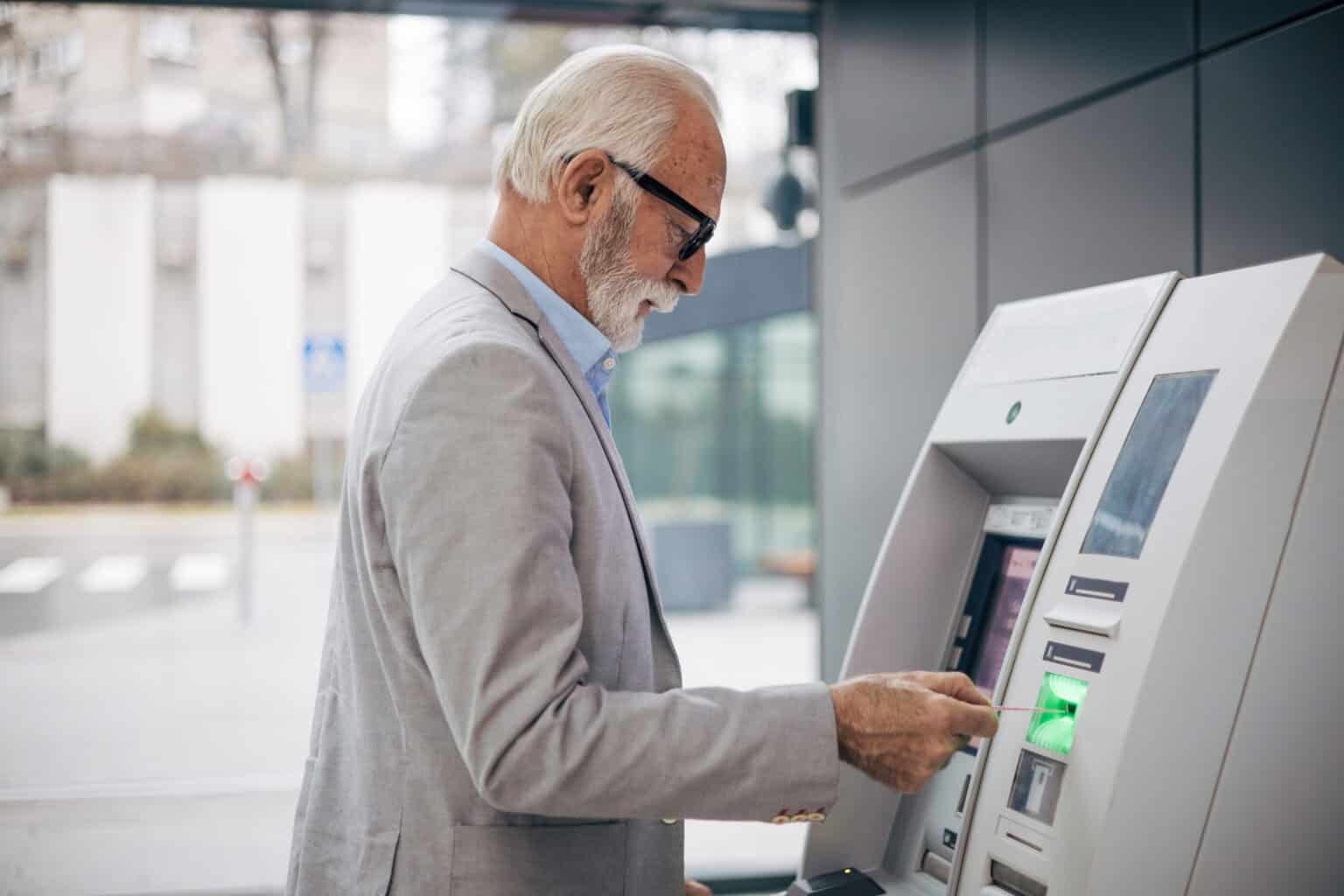 A 3.2% Dividend Stock Paying Immense (Safe!) Cash | The Motley Fool Canada